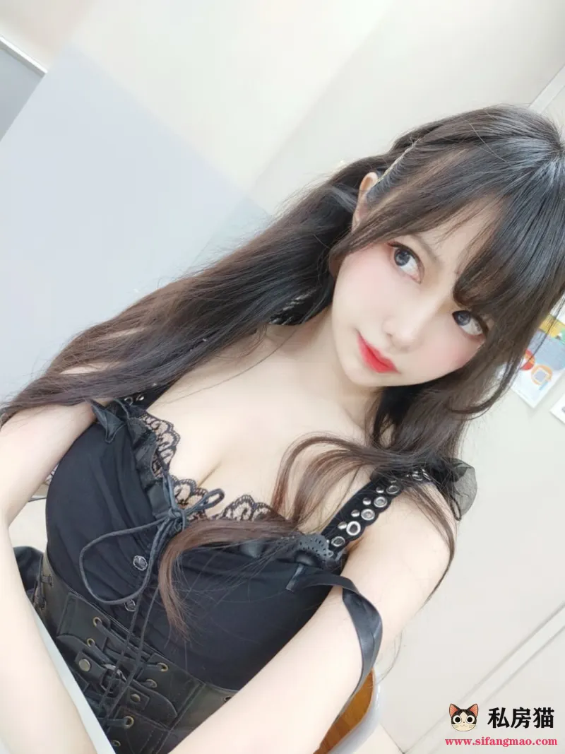 Shika小鹿鹿 – 夏日自拍 [25P-27.7MB] 资源下载[百度网盘+OneDrive]-私房猫官网