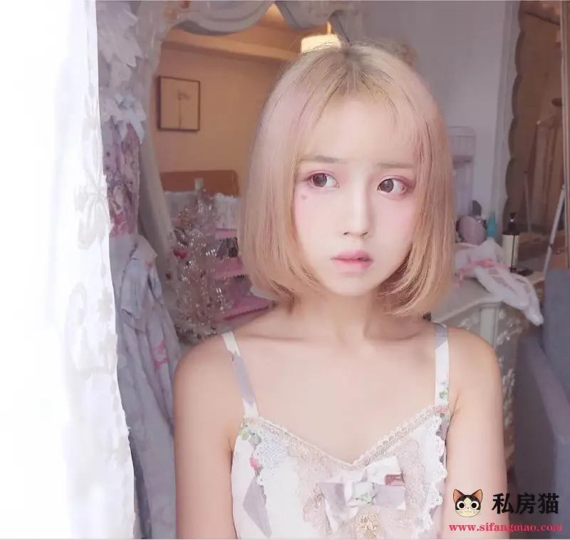 念雪 – 白色长筒过膝袜 [13P2V-89.8MB]-乐摄图