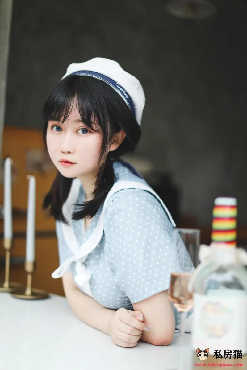依酱 – 私人拍摄图 [30P-165MB] – 私房猫写真官网