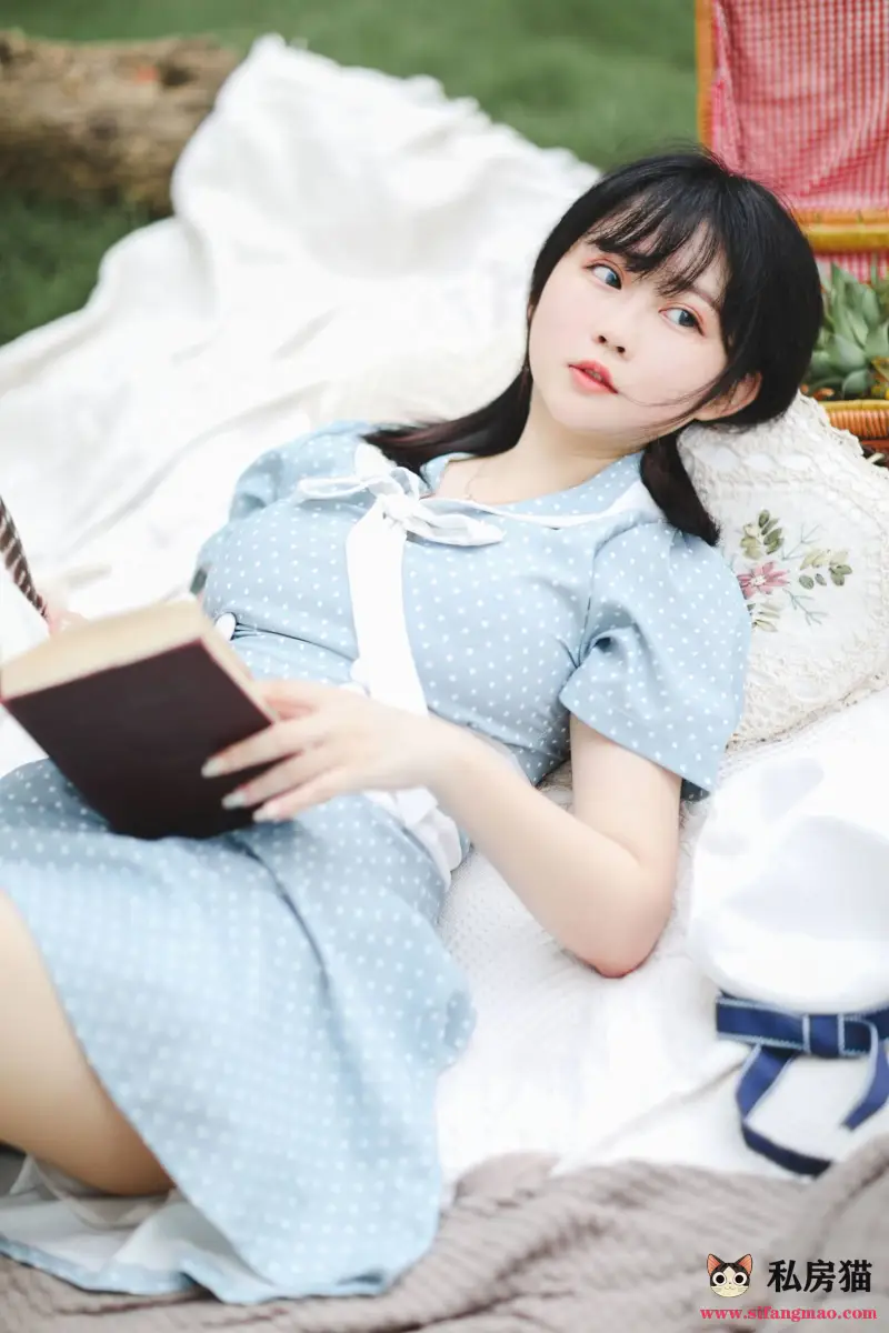 依酱 – 私人拍摄图 [30P-165MB] – 私房猫写真官网