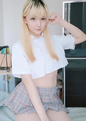 星之迟迟 – 定制 6-25 短制服裙 [66P1V-304MB] – 私房猫写真官网