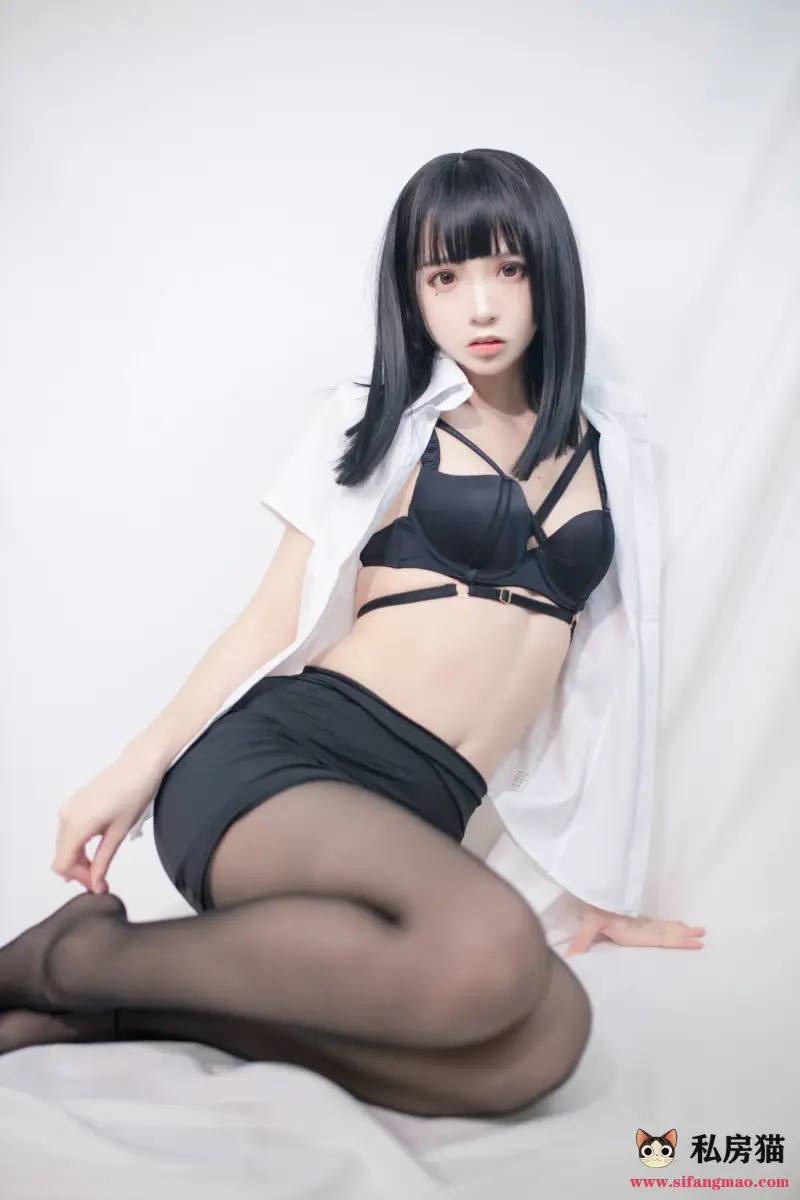 疯猫ss – 职业装3 OL定制 [40P-495MB] 资源下载[百度网盘+OneDrive]-私房猫官网