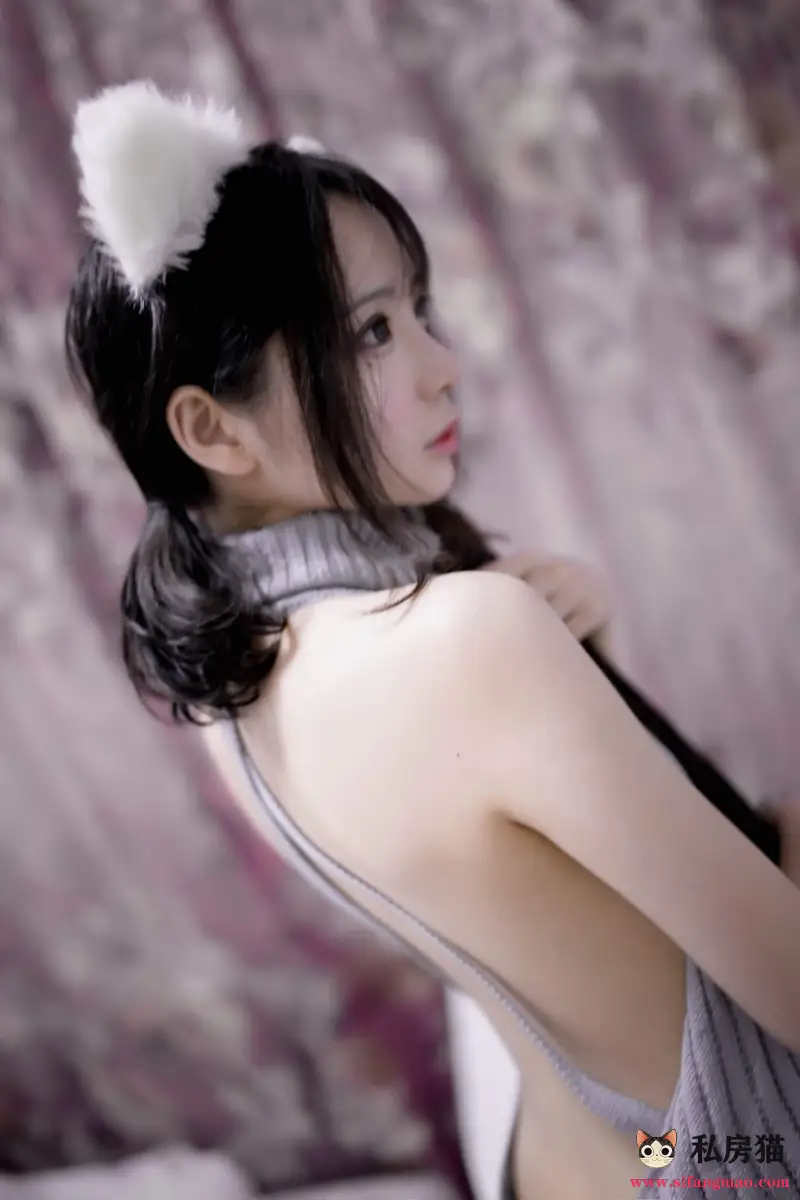 疯猫ss – 露背毛衣 [16P-67.7MB] 资源下载[百度网盘+OneDrive]-私房猫官网