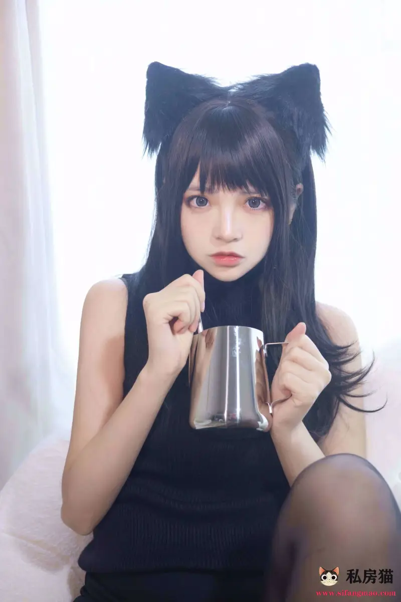 疯猫ss – 2022新春生日本01 黑毛衣少女 [80P-1.17GB] – 私房猫写真官网