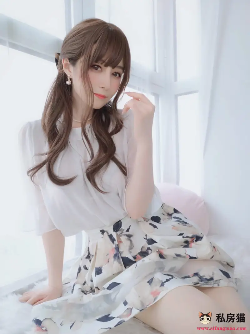 白银81 – 自撮り Vol.58 肉丝 [124P2V-382MB]-乐摄图