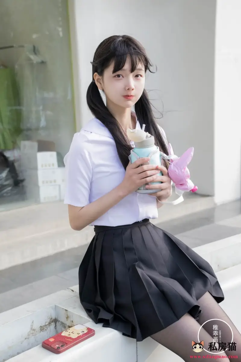 稚乖画册 夜夜 逛街 赤西夜夜双马尾黑丝JK制服 [60P-459MB]-乐摄图