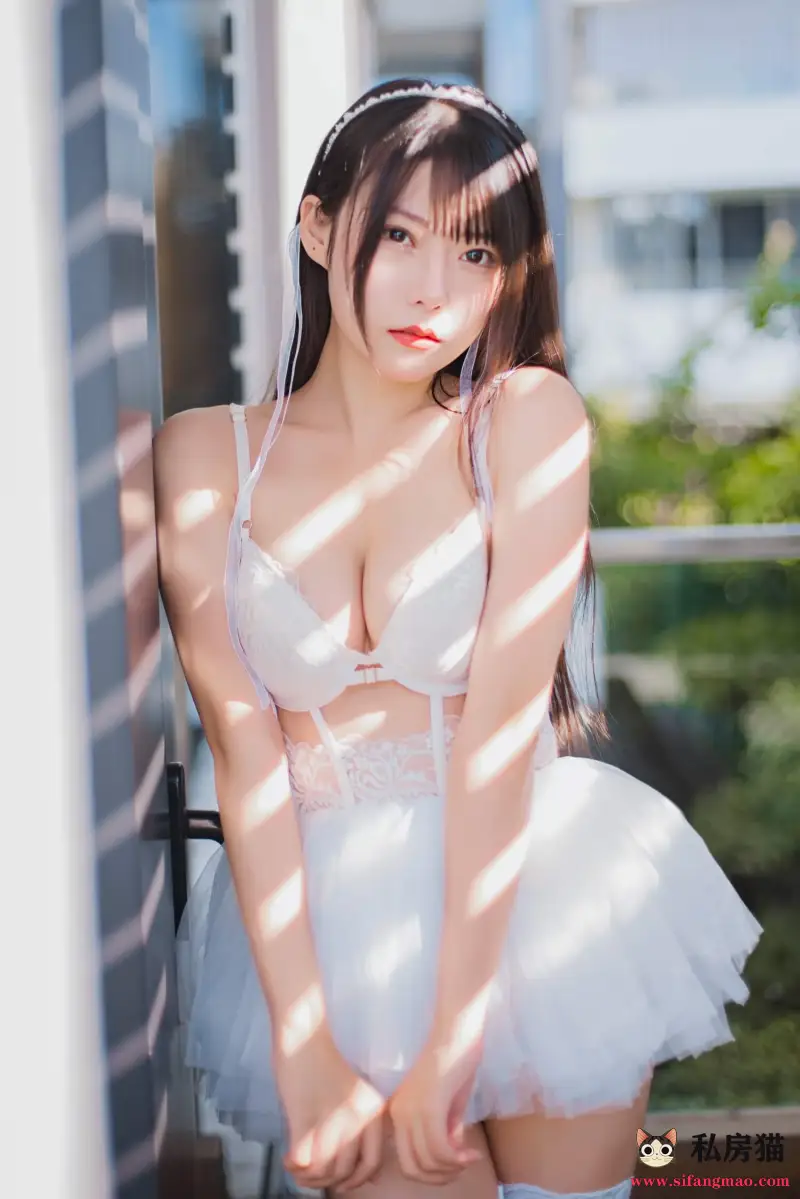 香草喵露露 – 杨枝甘露 白色纱裙 [48P1V-1.22GB]-乐摄图