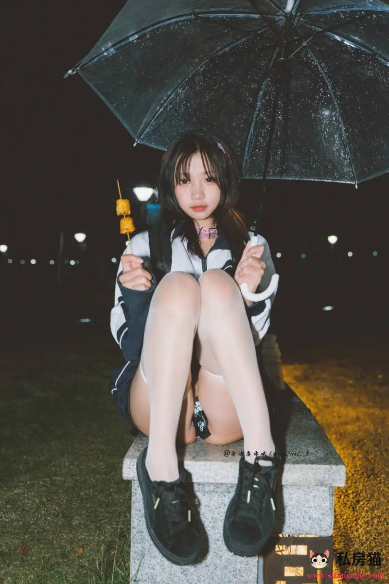 柒柒_Lust77 – 校服 [42P1V-376MB]-乐摄图