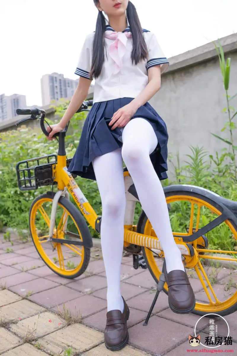 稚乖画册 夜夜 单车郊游 白丝双马尾JK制服 [85P1V-3.87GB]-乐摄图
