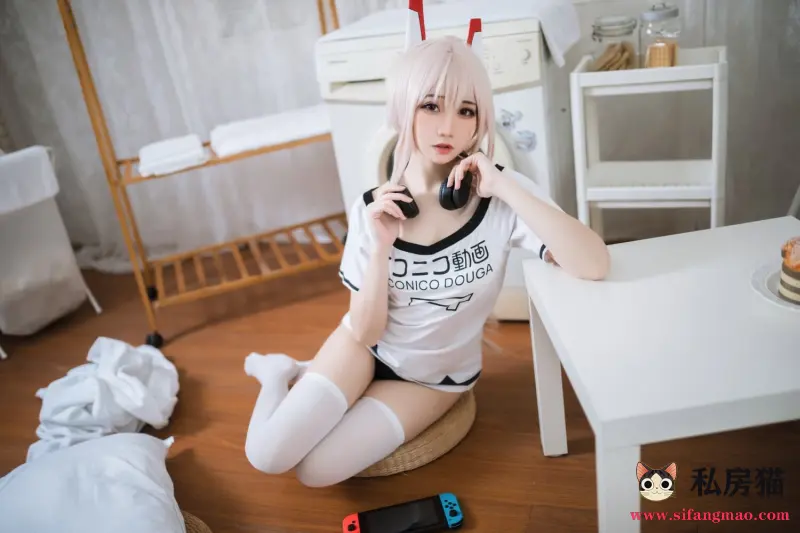 焖焖碳 – 绫波 宅版本 [29P-181MB] 资源下载[百度网盘+OneDrive]-私房猫官网