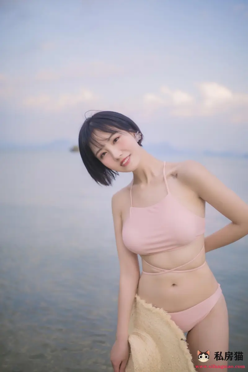 念雪 – 粉色泳衣 [30P-235MB] – 私房猫写真官网