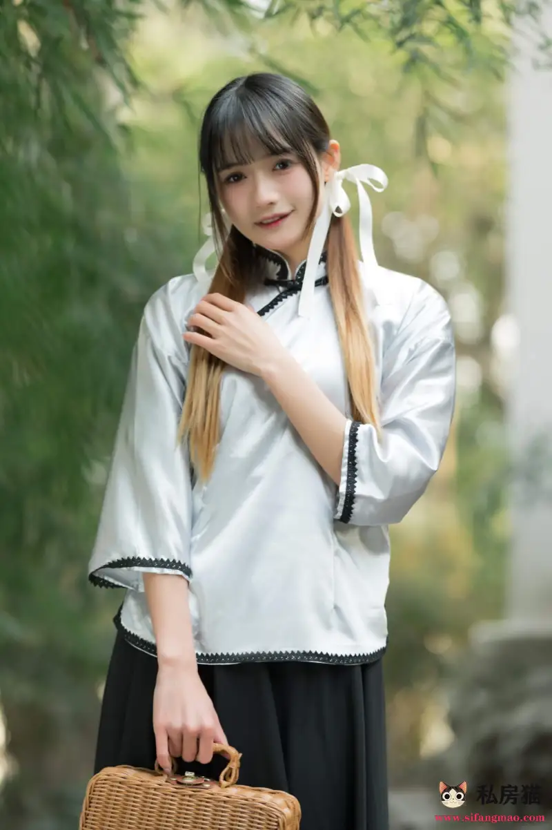 兔子Zzz不吃胡萝卜 – 碧玉 [22P-171MB]-乐摄图