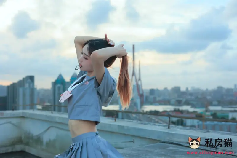 兔子Zzz不吃胡萝卜 – 天台纸飞机 [27P-240MB] 资源下载[百度网盘+OneDrive]-私房猫官网