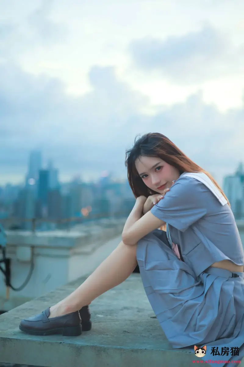 兔子Zzz不吃胡萝卜 – 天台纸飞机 [27P-240MB] 资源下载[百度网盘+OneDrive]-私房猫官网