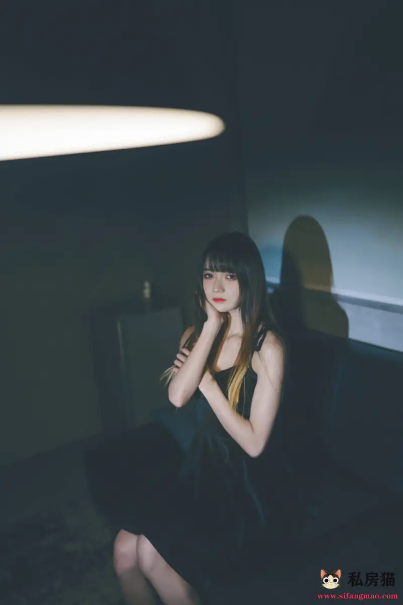 兔子Zzz不吃胡萝卜 – 煎熬 [22P-252MB] – 私房猫写真官网