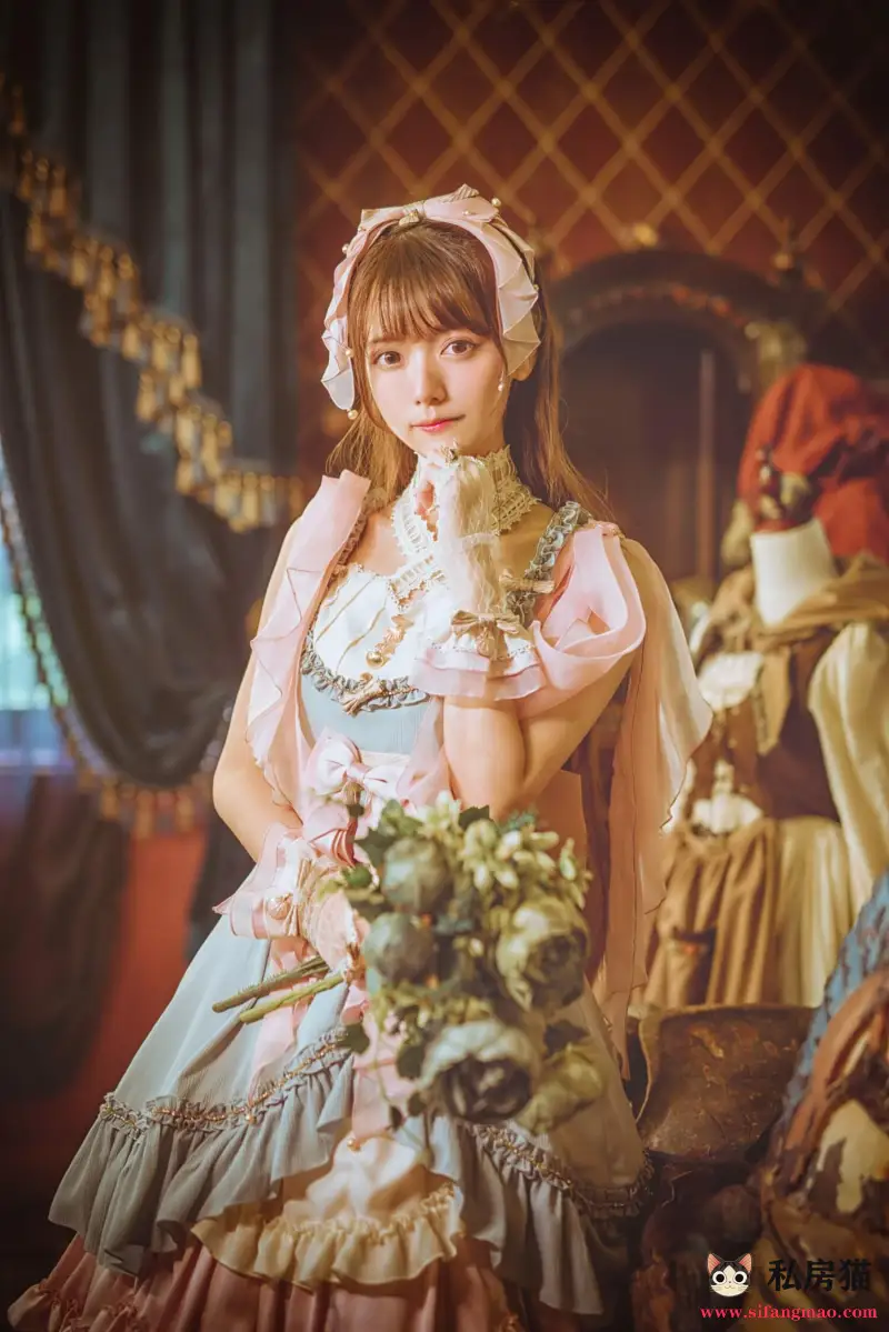 汉堡王kyokyo(陆卿卿) – Lo娘 [14P-49.5MB] – 私房猫写真官网