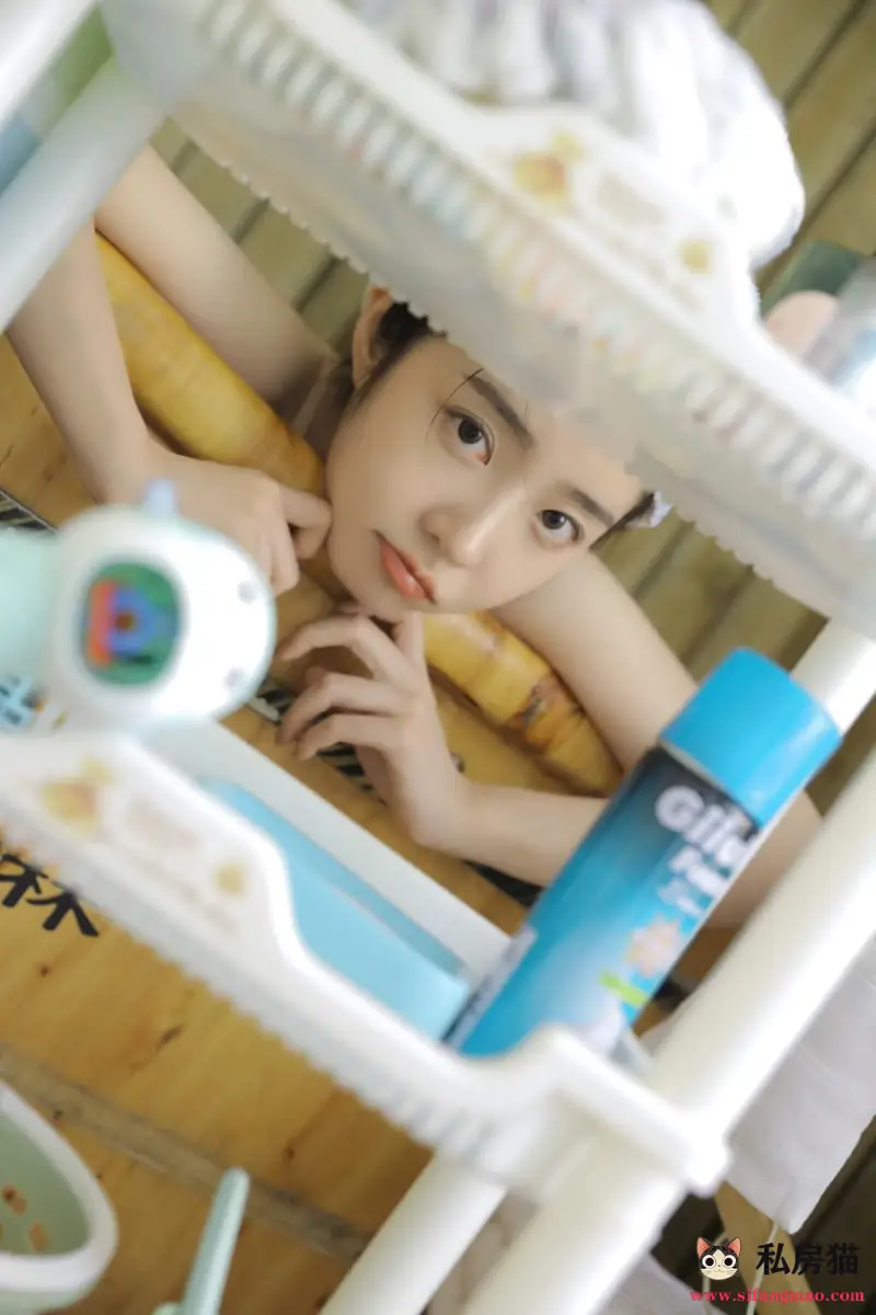 Ygoooy – 剩下的话留给盛夏 [30P-121MB] 资源下载[百度网盘+OneDrive]-私房猫官网