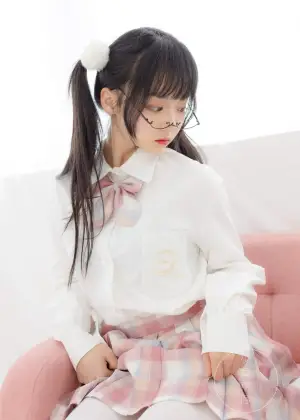 少女秩序 – VOL.021 双马尾白丝JK制服眼镜娘 [78P-679MB]-乐摄图