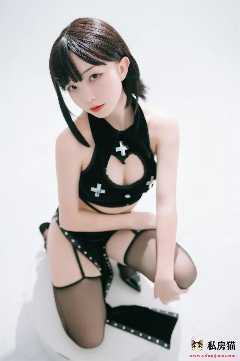 花铃 – 吊带袜修女 [71P-399MB]-乐摄图