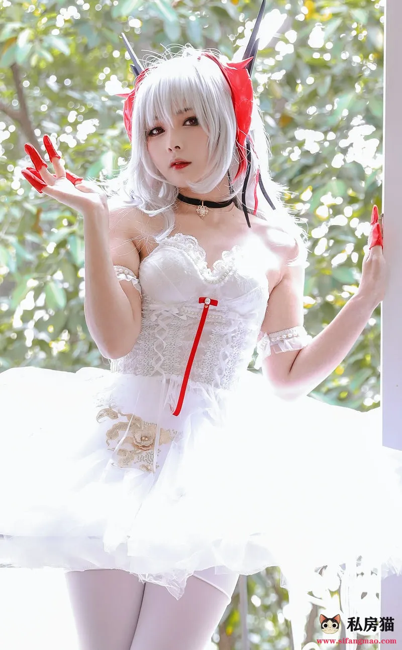 苏嫣qvq 12套 COS图包资源合集 完整版 – 私房猫写真官网