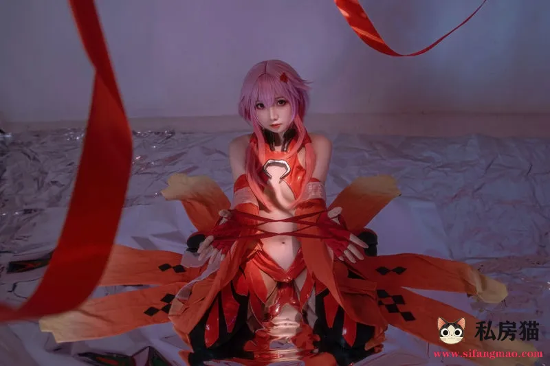 小和甜酒 – 罪恶王冠 楪祈 [58P1V-382MB]-乐摄图