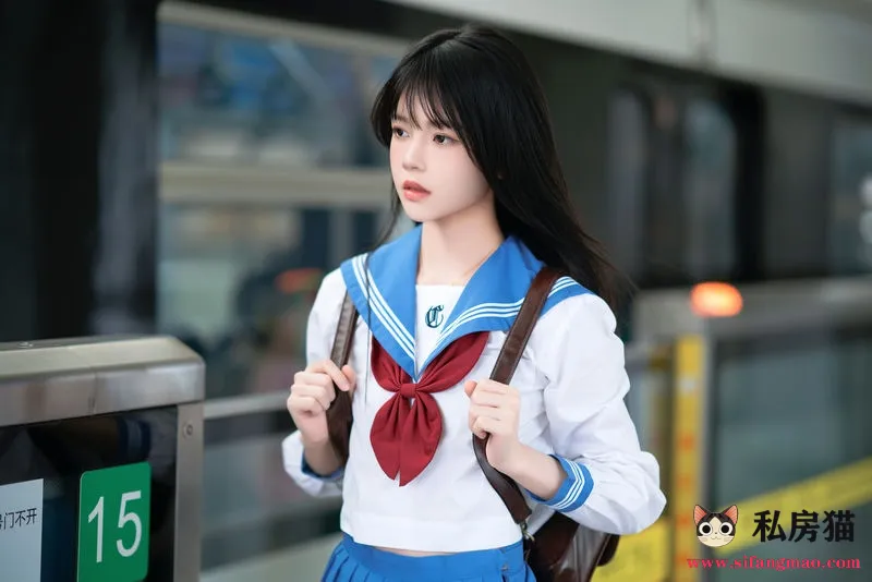 桜桃喵 – 地铁jk [33P-527MB]-乐摄图